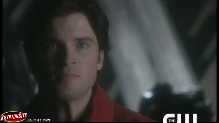 Smallville: Screen Captures From a "Legion" Preview Scene!