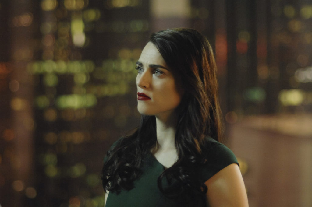Supergirl Episode 1 "Pilot" Official CBS Description With Full Cast ...
